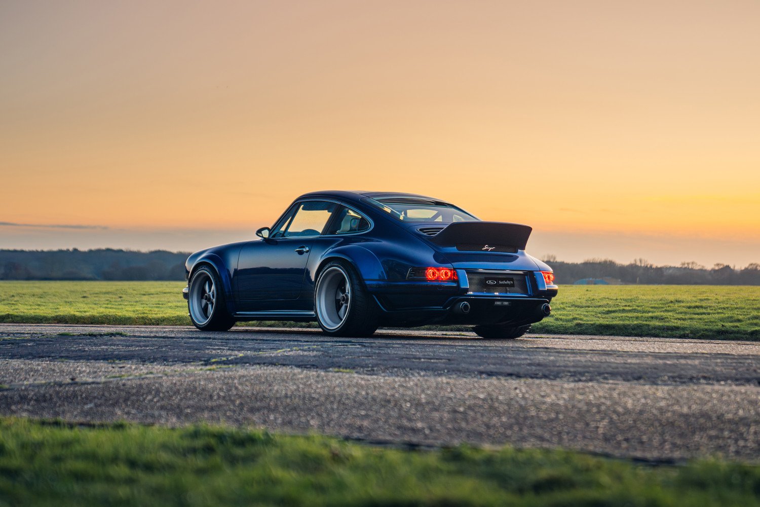 Brilliant Blue Metallic 1991 Porsche 911 Reimagined by Singer | Car Dreams