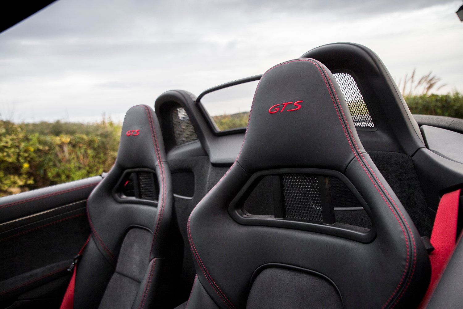 Carmine Red 2018 Porsche 718 Boxster GTS | Car Dreams