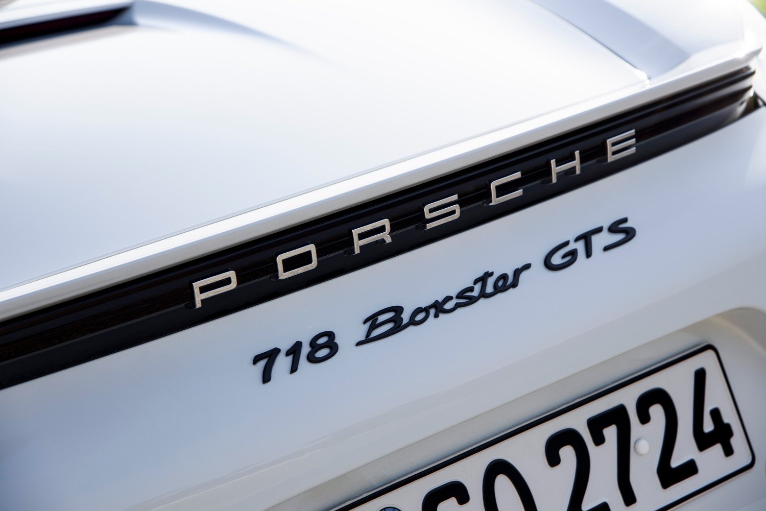 Carrara White Metallic 2018 Porsche 718 Boxster GTS | Car Dreams