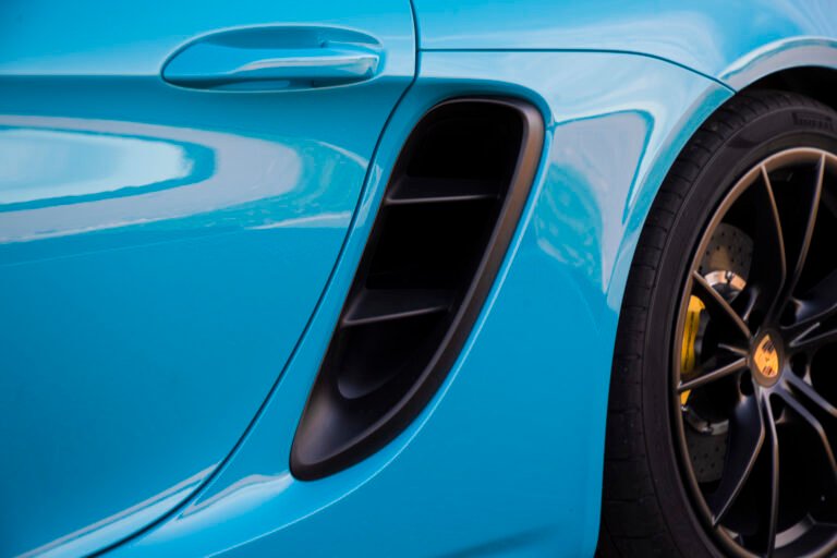 Miami Blue 2018 Porsche 718 Boxster GTS | Car Dreams
