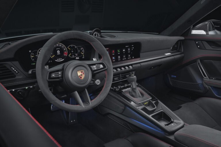 Peek Inside - 2025 Porsche 911 GT3 Interior | Porsche 911 (992)